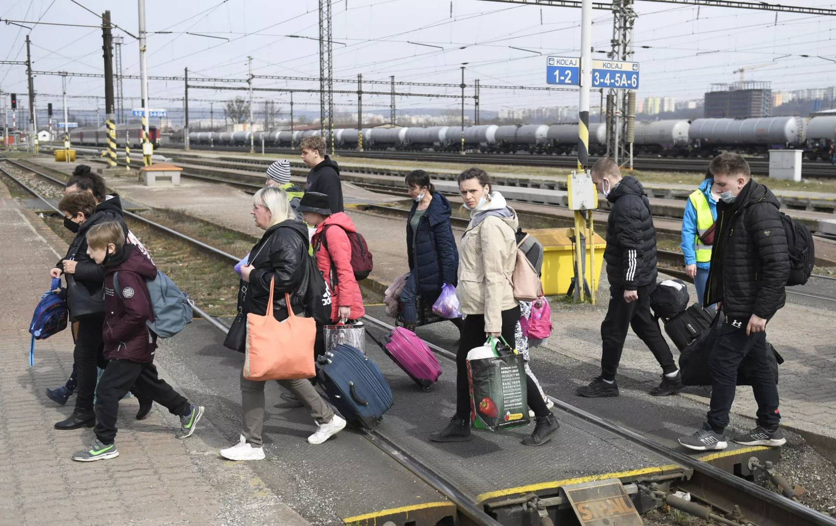 A múlt héten ennyi ember érkezett Ukrajnából Szlovákiába A múlt héten ennyi ember érkezett Ukrajnából Szlovákiába
